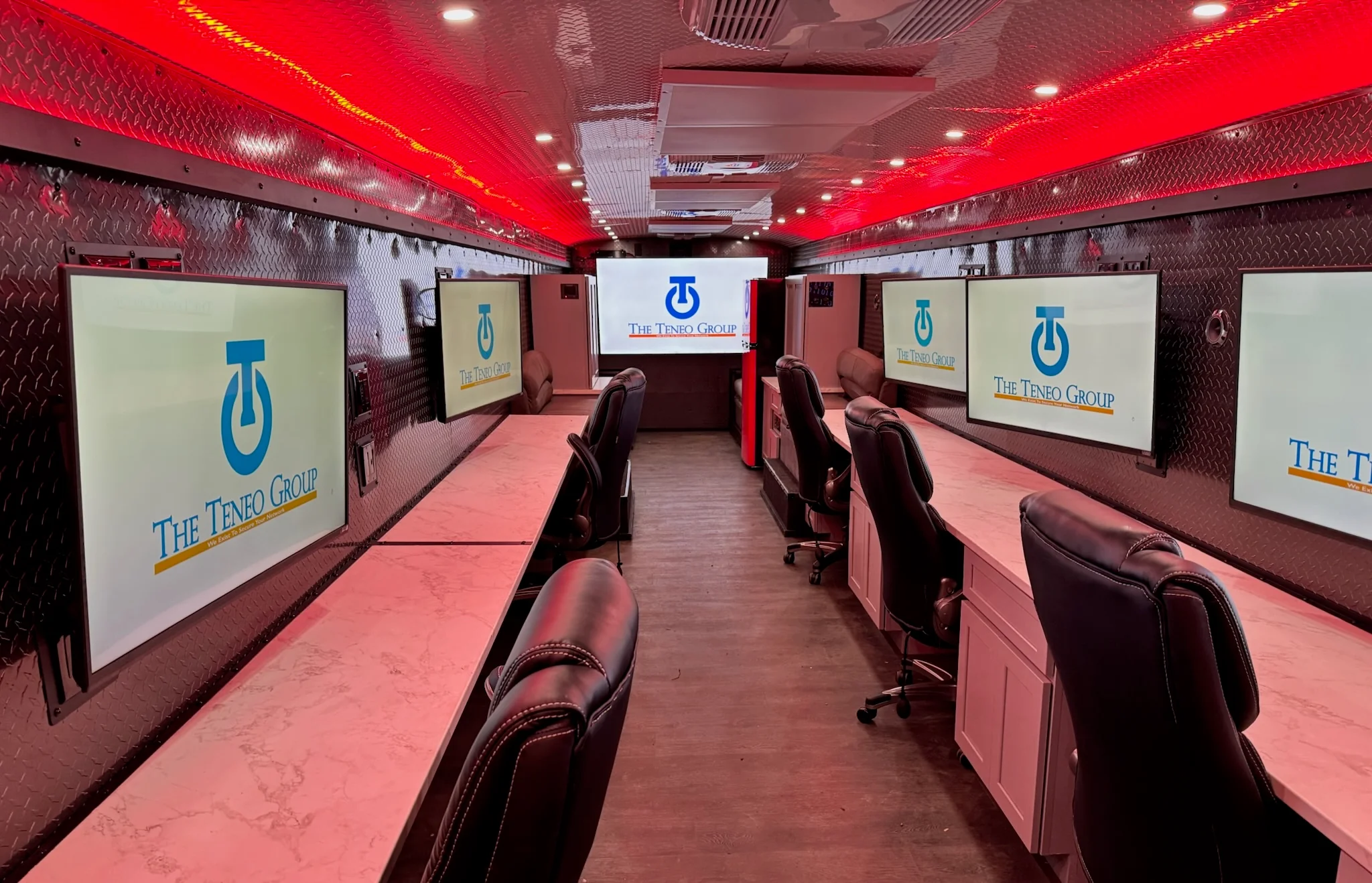 Mobile Command Emergency Operations Center | Final Count Down Customs ...